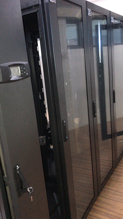 Perusahaan Desain dan Pembangunan Data Center Profesional - Kamajaya ...